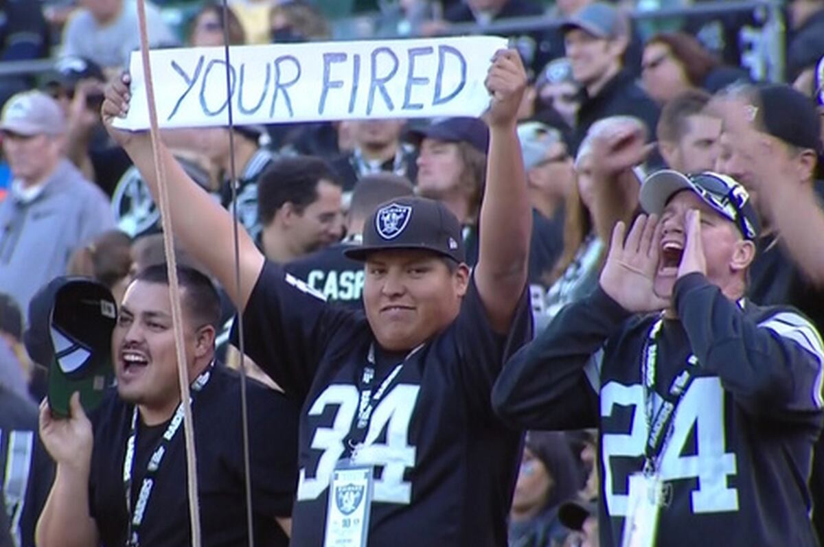 Here's a Picture of the Biggest Oakland Raiders Troll of All Time ...