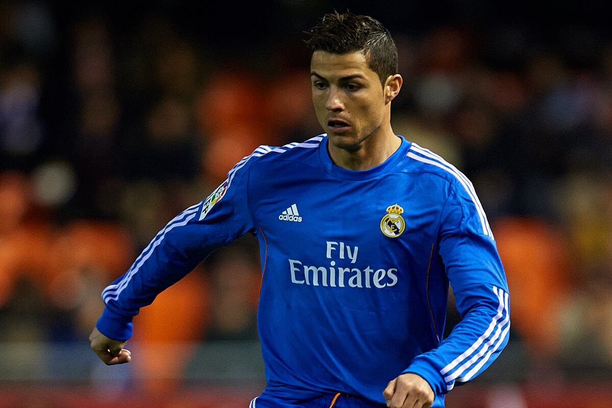 Cristiano Ronaldo Awarded Major Honour as 'Worldwide Symbol of Portugal ...