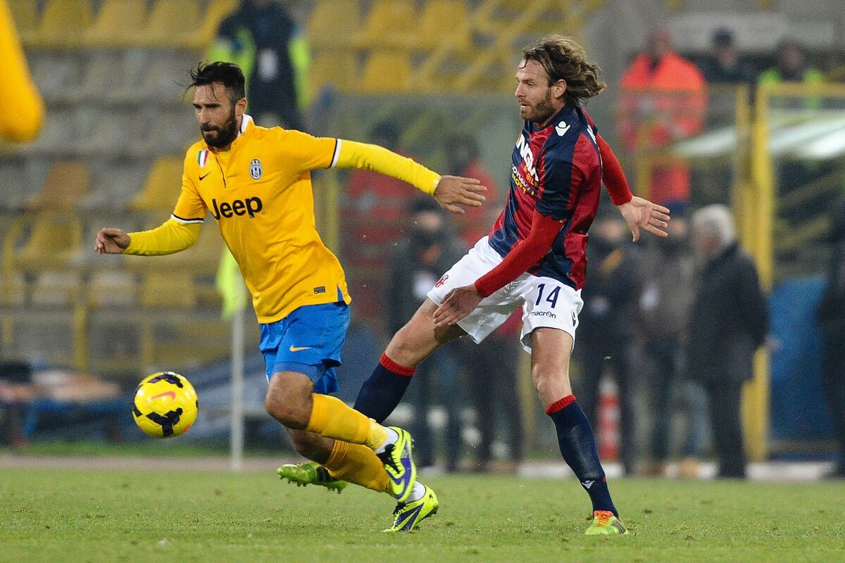 Arsenal Transfer News: Mirko Vucinic Not the Right Option for Gunners ...