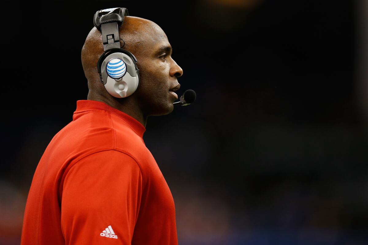 Texas Football: 4 Recruits That Charlie Strong Will Immediately Lure to ...