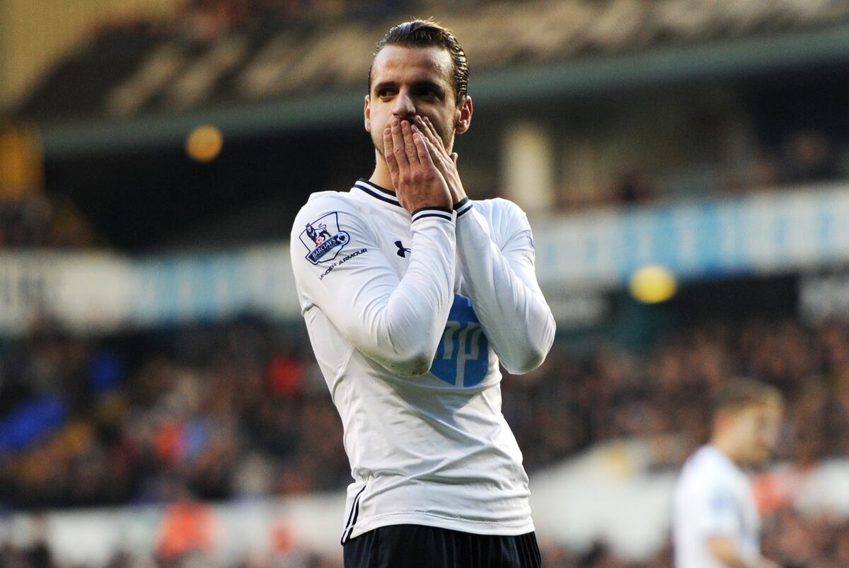 Roberto Soldado Injury: Updates on Tottenham Star's Calf and Return ...