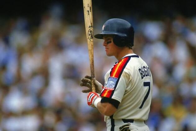 Former Astro Craig Biggio Misses Hall of Fame by Two Votes