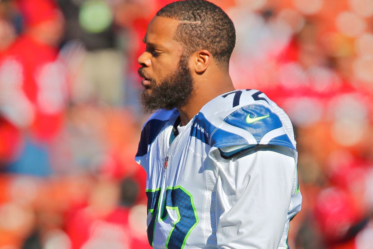 Seattle Seahawks Defensive Lineman Michael Bennett Sued for Abandoning ... Seattle Seahawks Defensive Lineman Michael Bennett Sued for Abandoning ...