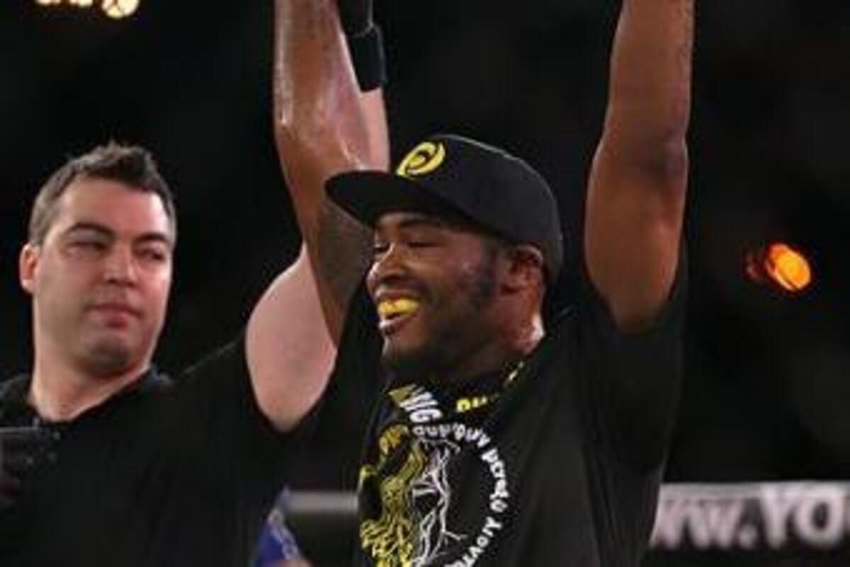 UFC Signs Welterweight Prospect Mike Rhodes, Will Debut at UFC on Fox ...