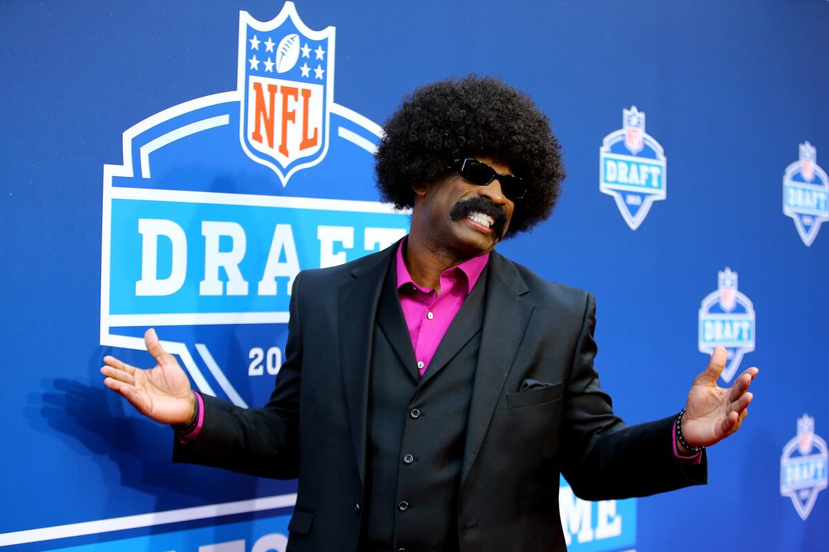 Deion Sanders Tweets He's Playing in the Pro Bowl and You Should Be ...