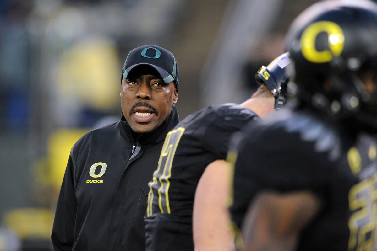 Oregon Football: What to Expect from Don Pellum as Ducks' Defensive ...