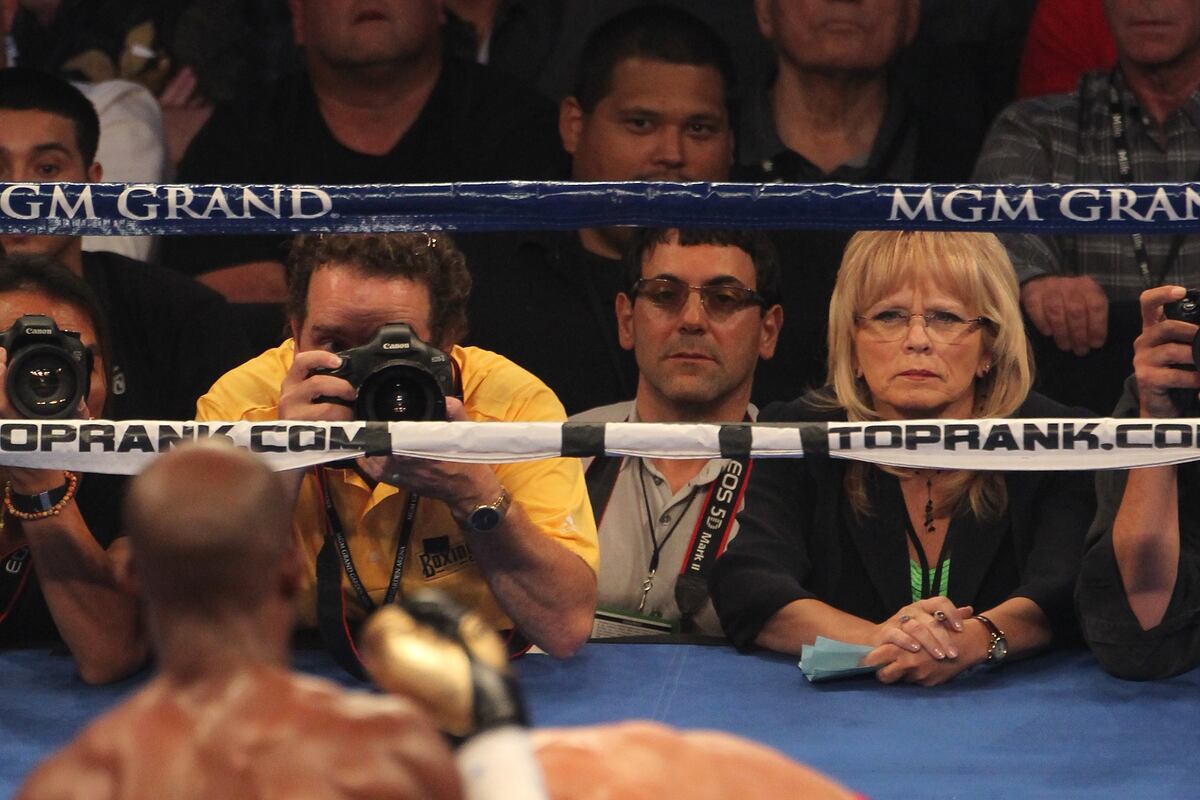 10 Moments That Make Boxing Fans' Blood Boil | News, Scores, Highlights ...