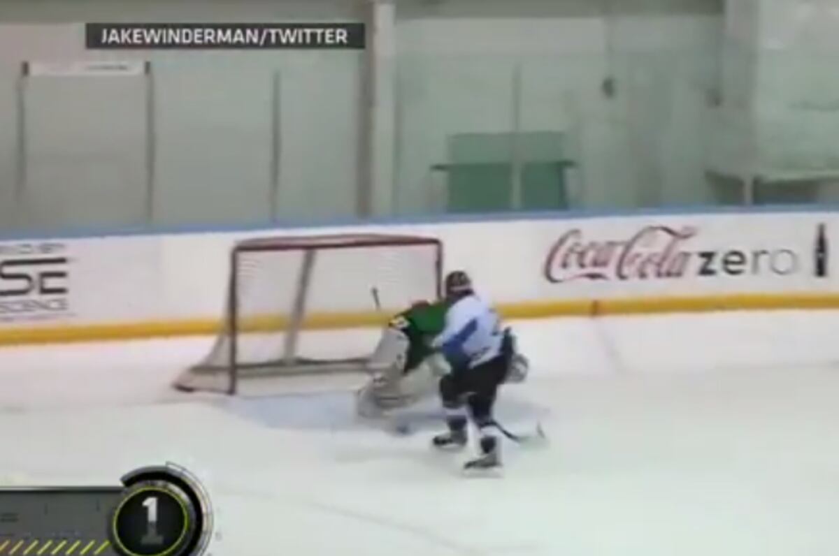 High School Hockey Player Goes 5-Hole, Scores Ridiculous Penalty-Shot ...