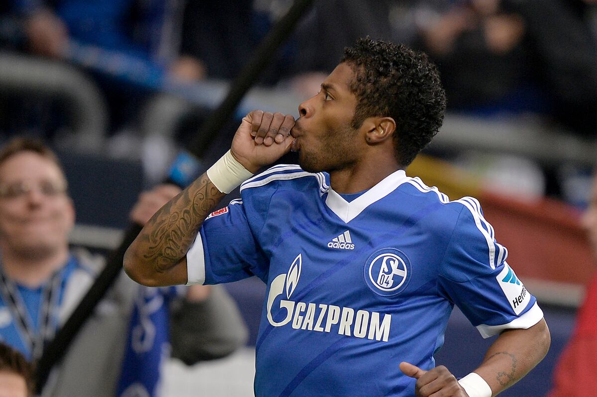 Roma Confirm Signing of Michel Bastos on Short-Term Loan Deal | News ...