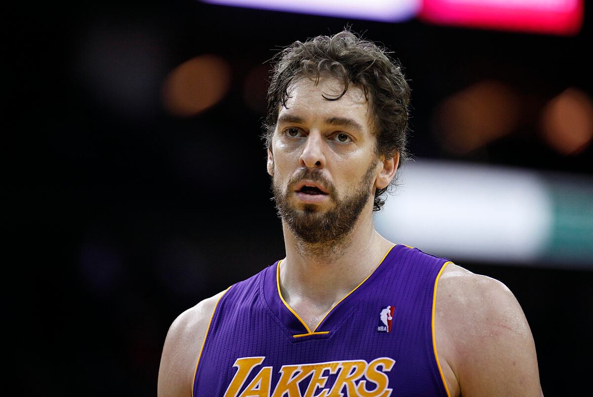 5 Biggest Issues Los Angeles Lakers Must Address at the Trade Deadline ...