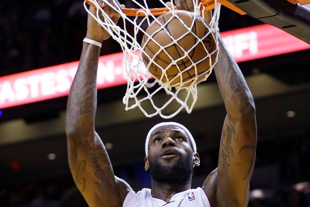 LeBron James Shows Off His WWE Championship Belt | News, Scores ...