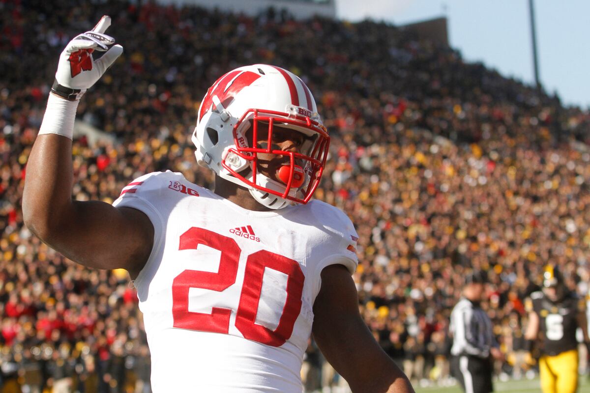 6 Late-Round Sleepers Who Would Be Perfect for New England Patriots ...