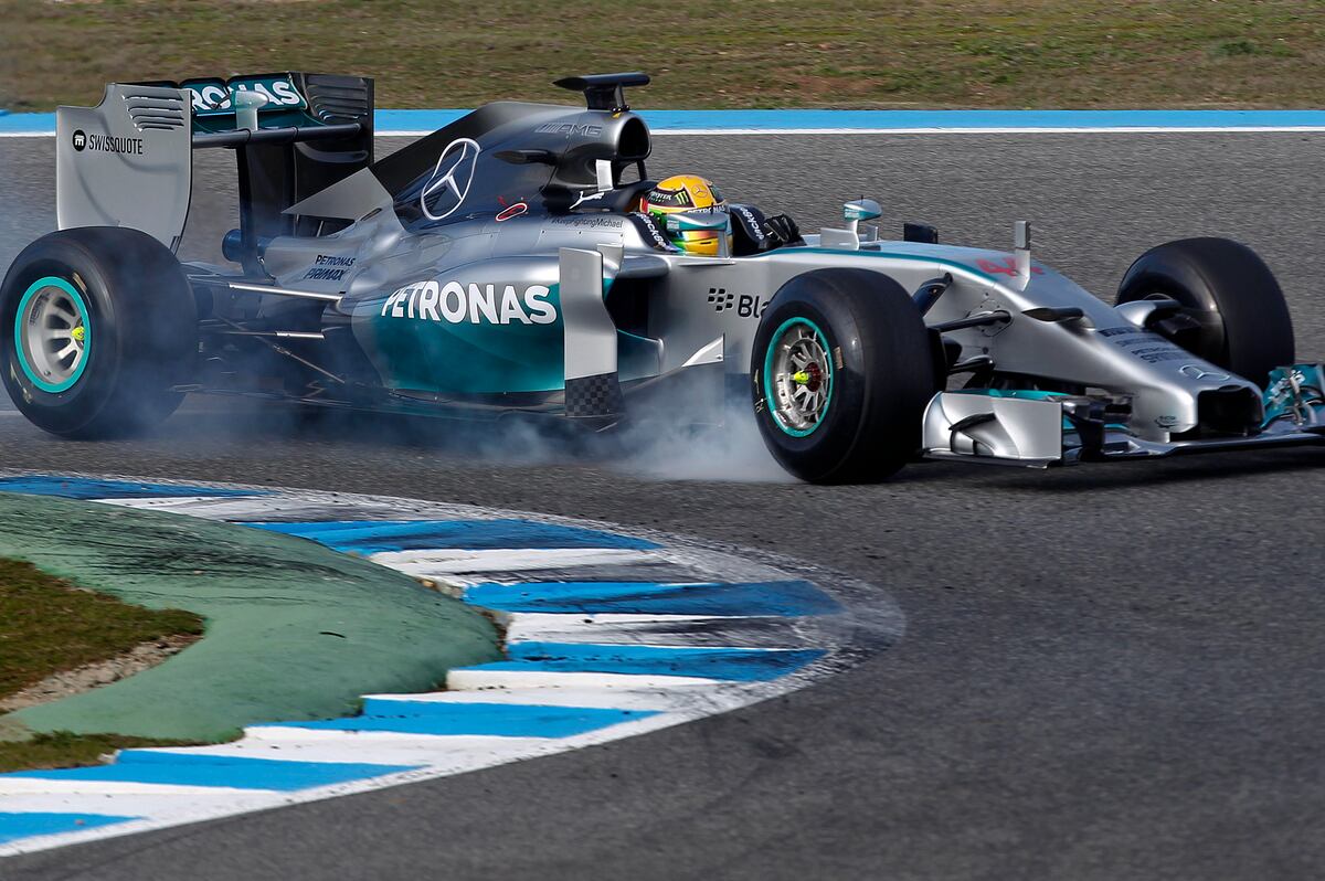 Lewis Hamilton Crashes Mercedes On Day 1 Of 2014 Pre Season Testing At