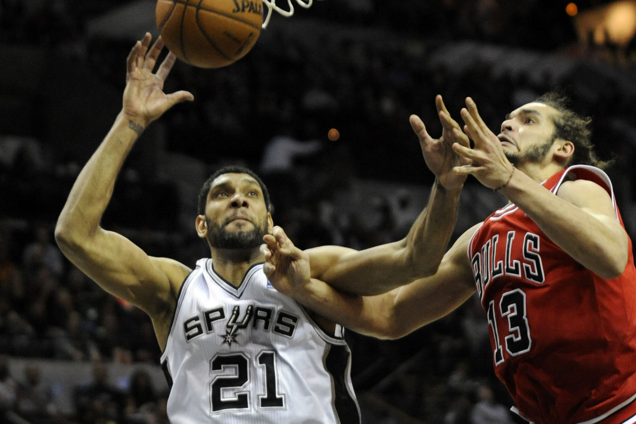 Tim Duncan Passes Bill Russell with 786th Career Double-Double ...