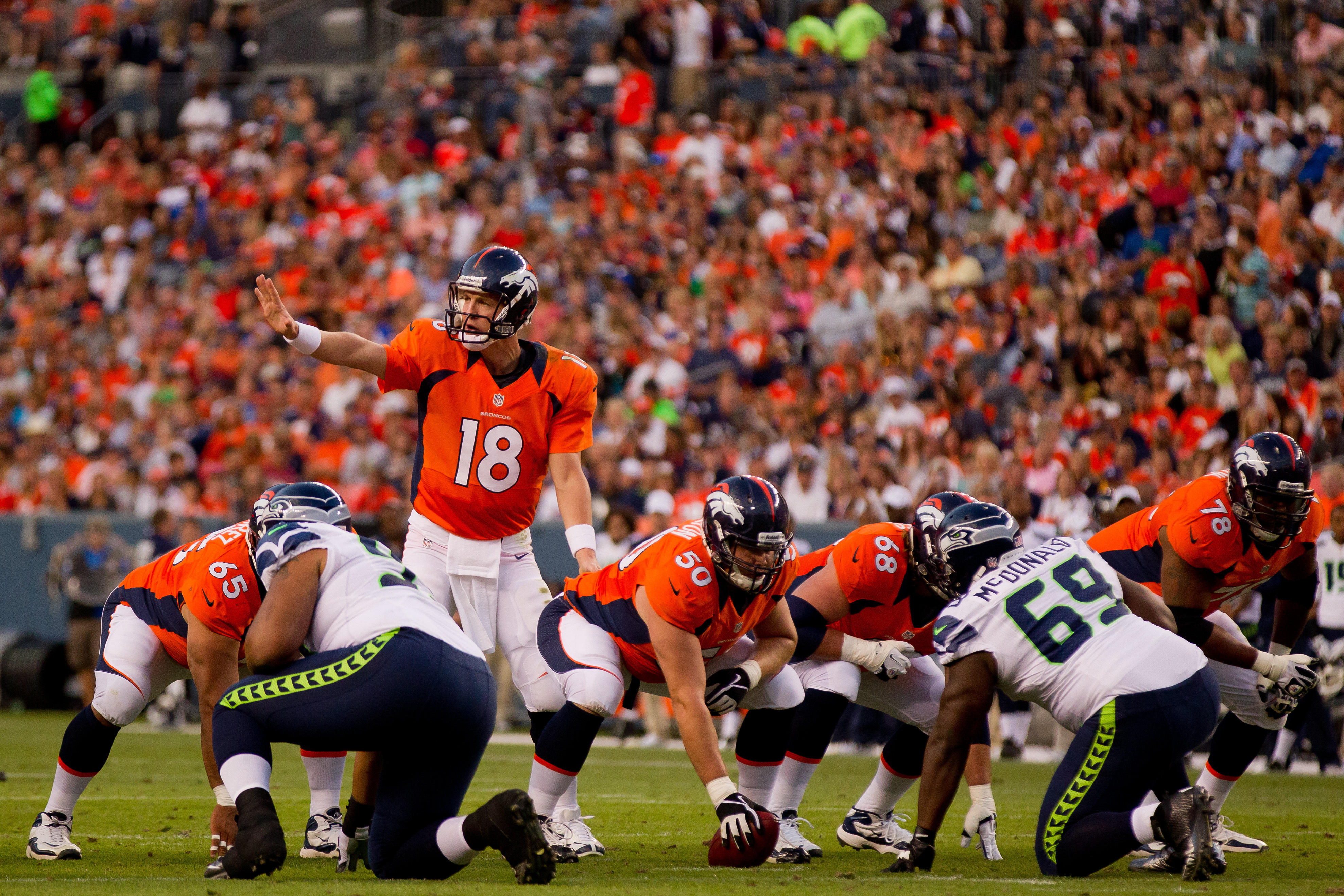Super Bowl 2014: Broncos vs. Seahawks Will Be Decided in the Trenches ...