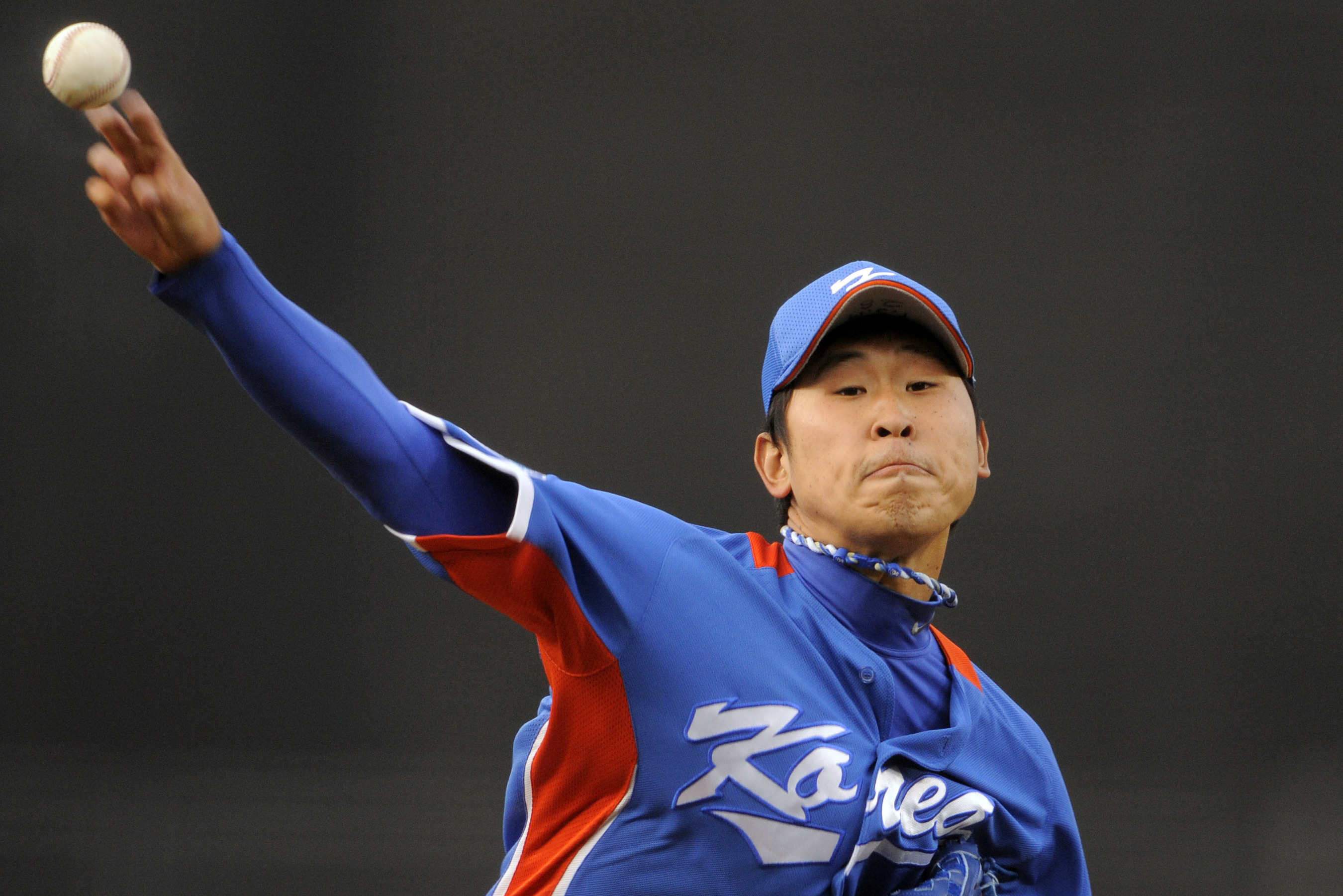 Could Korean Pitcher Suk-min Yoon Be the Next Hyun-Jin Ryu? | Bleacher ...