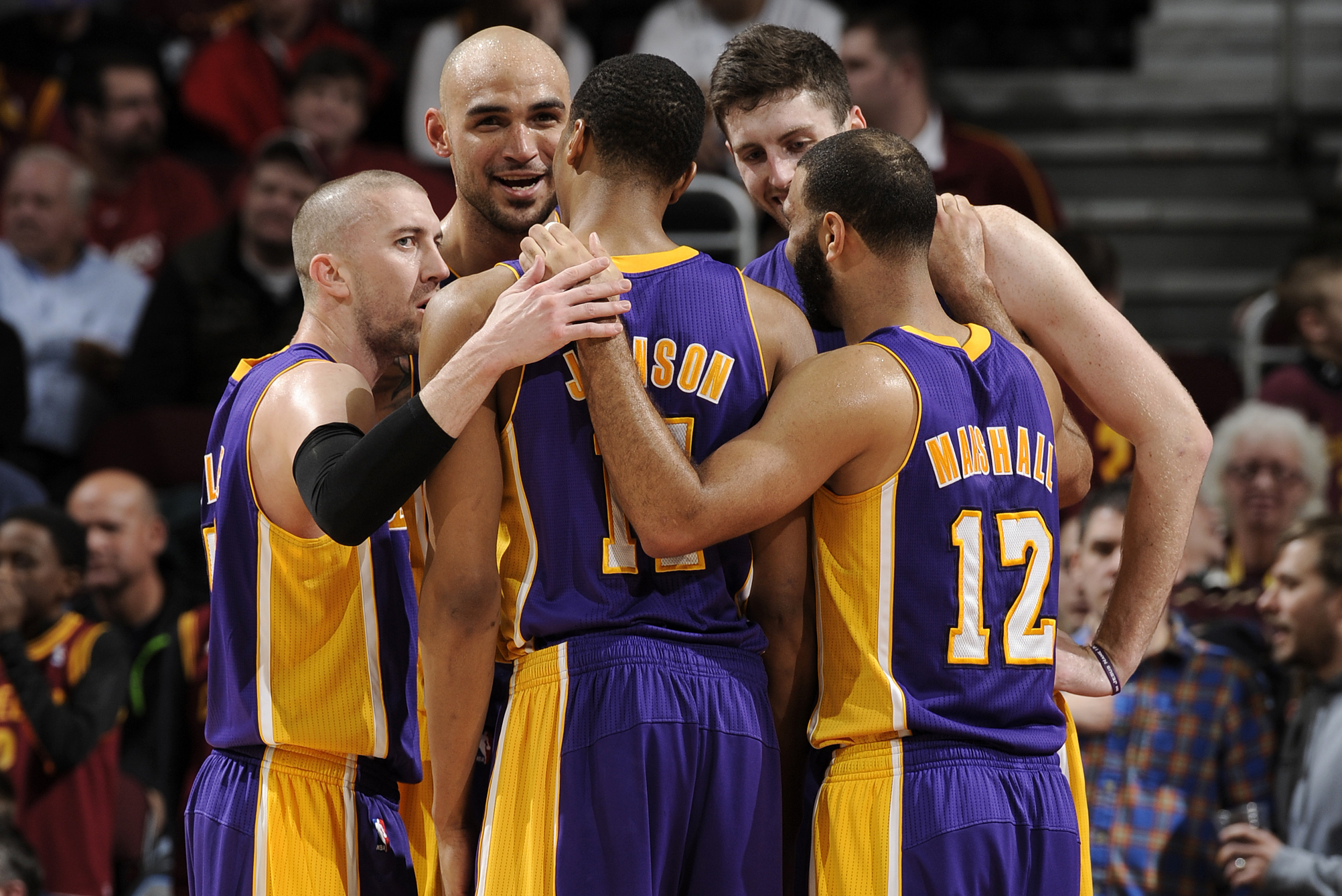 Los Angeles Lakers Break Franchise Record for Three-Pointers in a Game ...