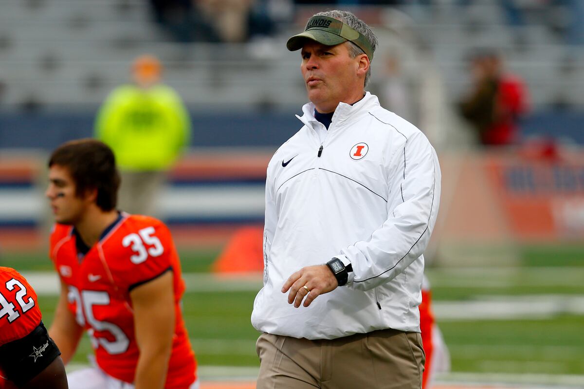 Illinois' Tim Beckman Needs to Perform Better Before He Starts Trash ...