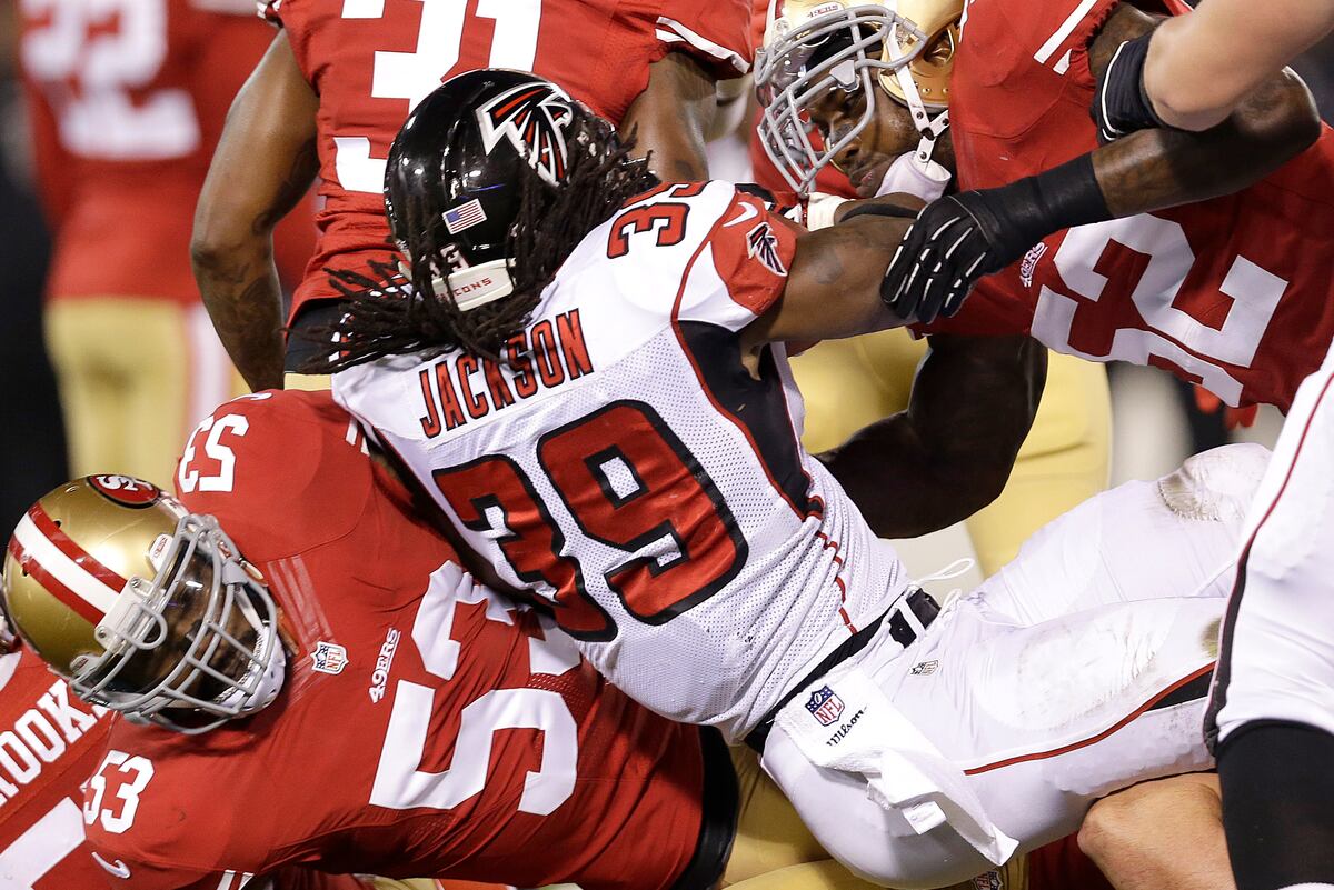 Is the Falcons' Offensive Line Totally to Blame for the Run Game Woes ...