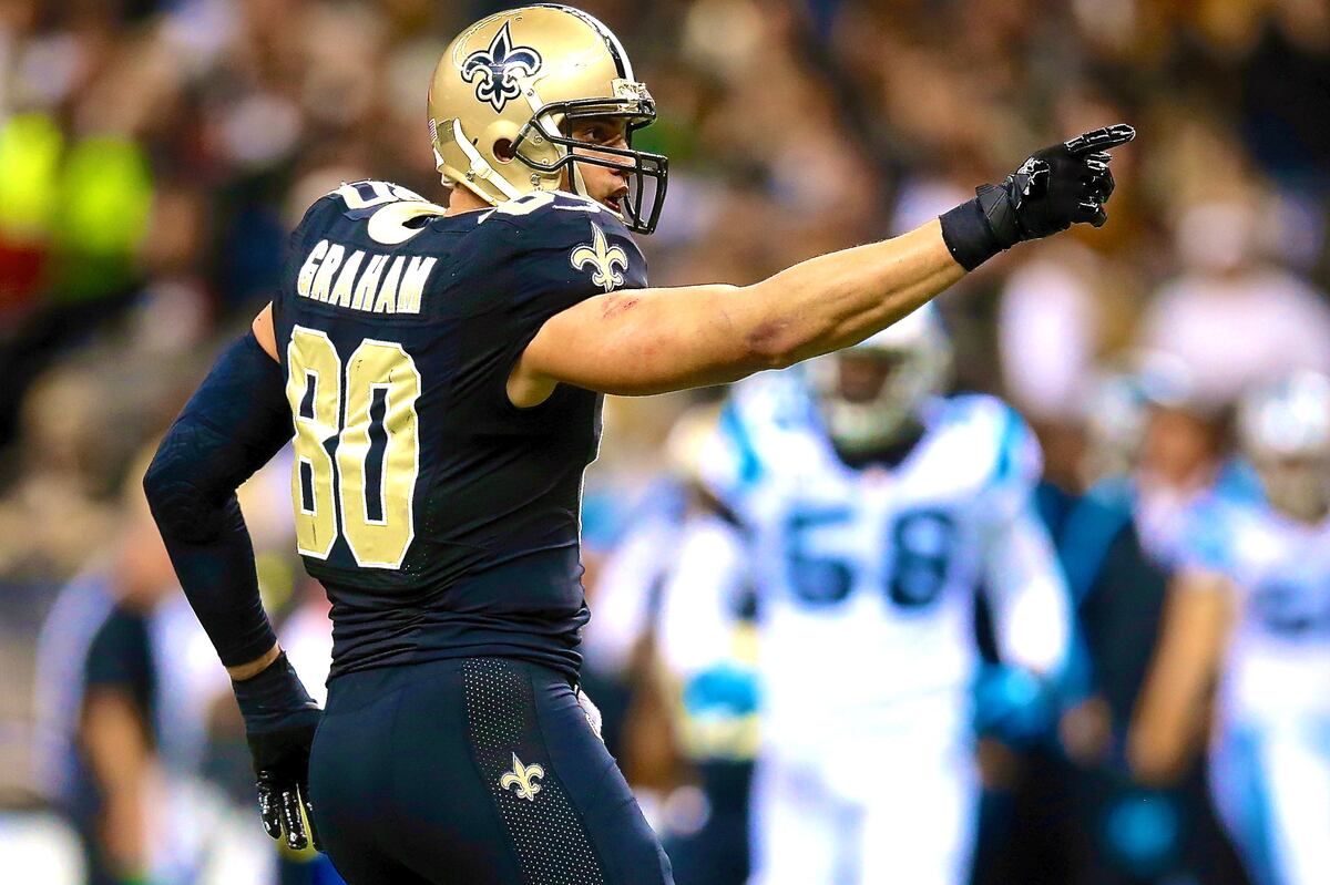 Jimmy Graham Reportedly to File Grievance If Franchised as Tight End by ...