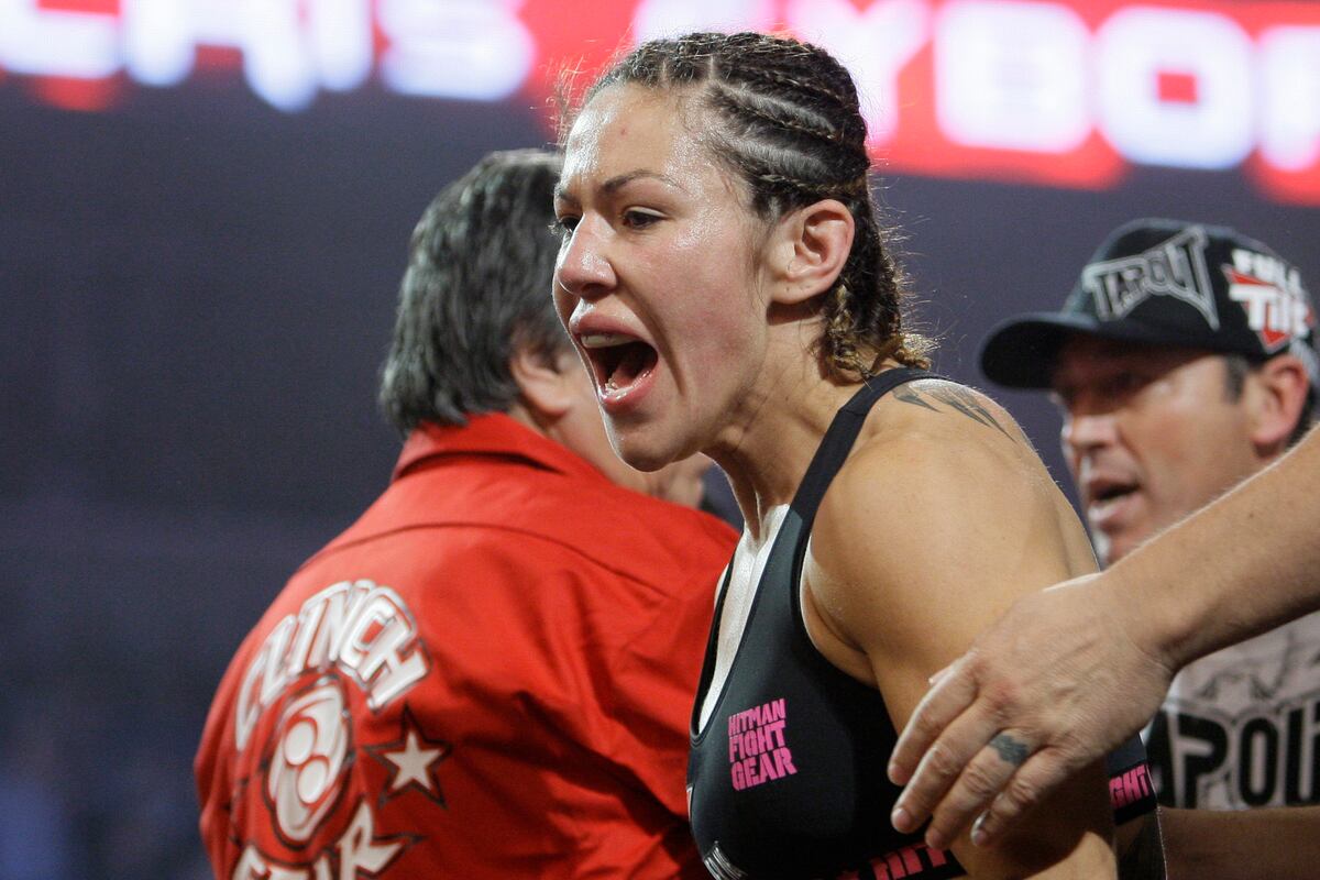 Ronda Rousey vs. 'Cyborg' Justino: Debating Women's GOAT | News, Scores ...