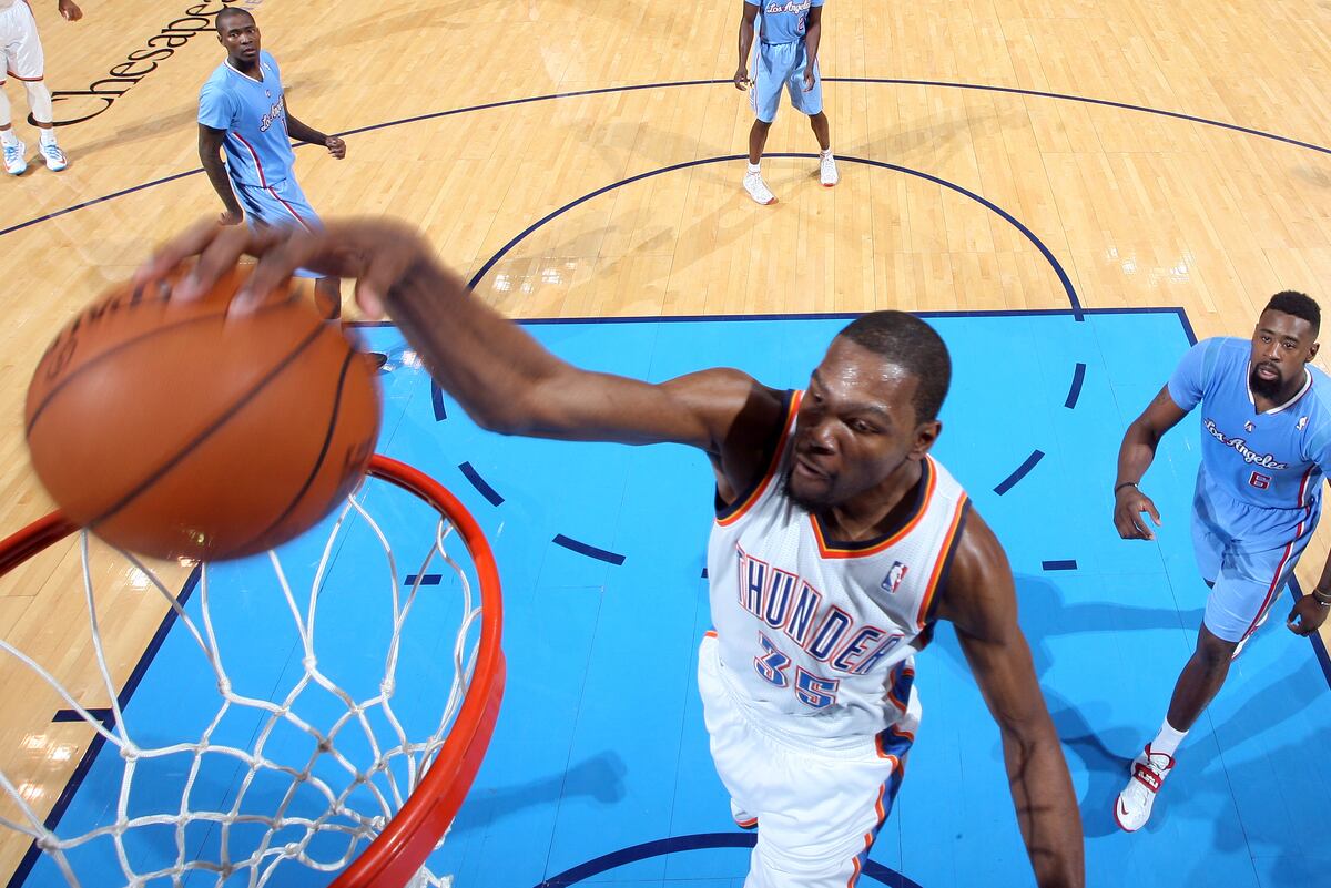 Oklahoma City's Kevin Durant Scores 25 Points or More in 22 Consecutive ...