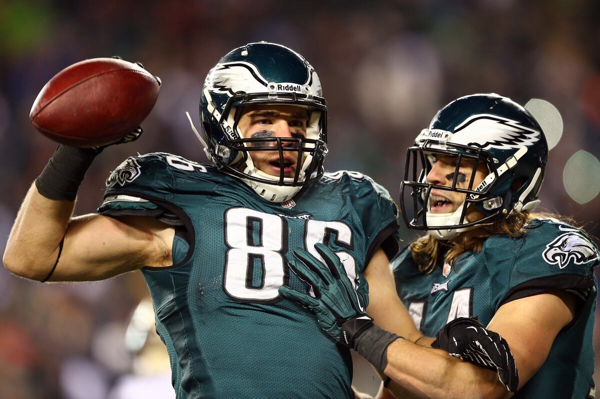 Eagles Making All the Right Moves, Establishing Continuity on Offense ...