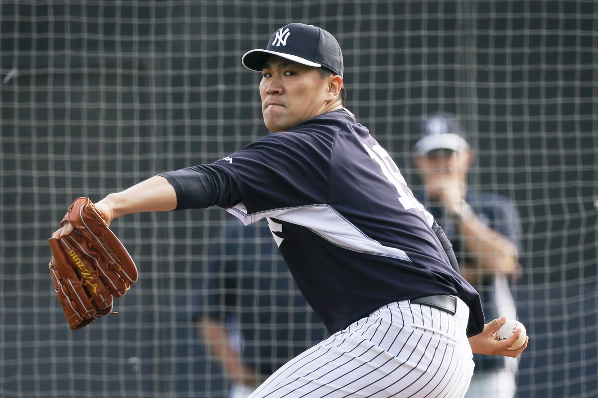 Twitter Reacts to the Start of New York Yankees' Spring Training | News ...