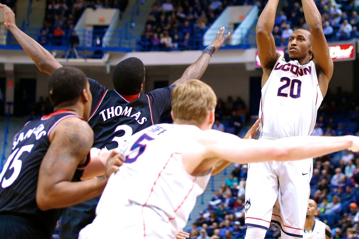 Cincinnati vs. UConn: Score, Grades and Analysis | News, Scores ...