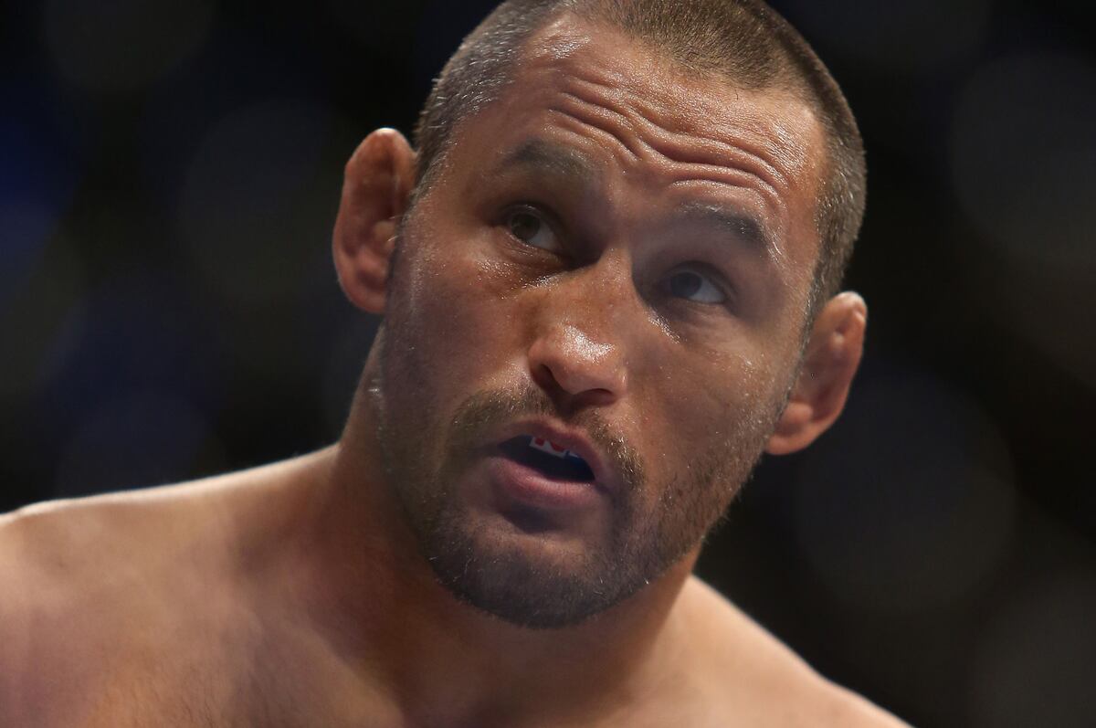 UFC Fight Night 38: Mauricio Rua vs. Dan Henderson Head-to-Toe ... UFC Fight Night 38: Mauricio Rua vs. Dan Henderson Head-to-Toe ...