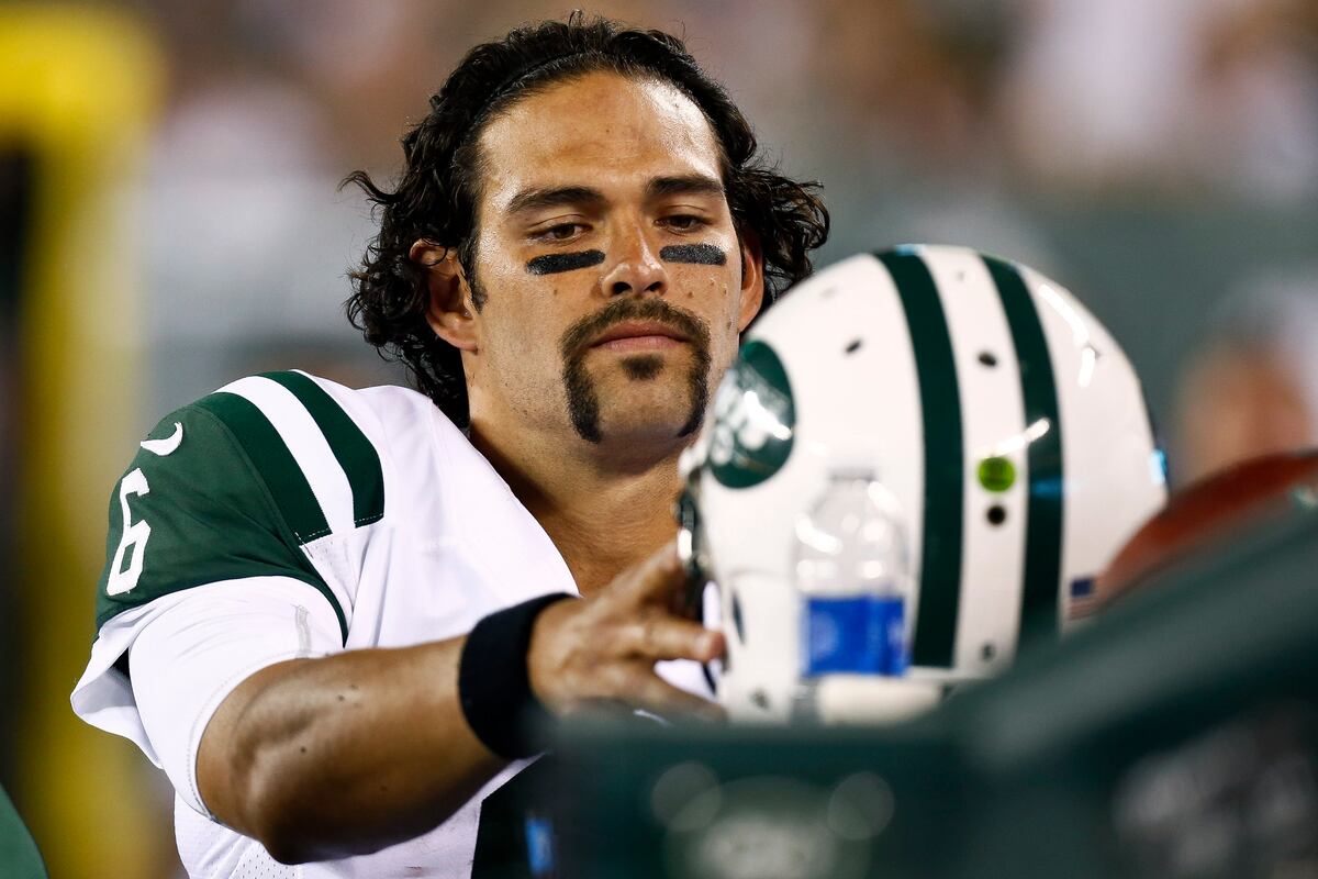 Mark Sanchez to Eagles: Latest Contract Details, Analysis and Reaction ...