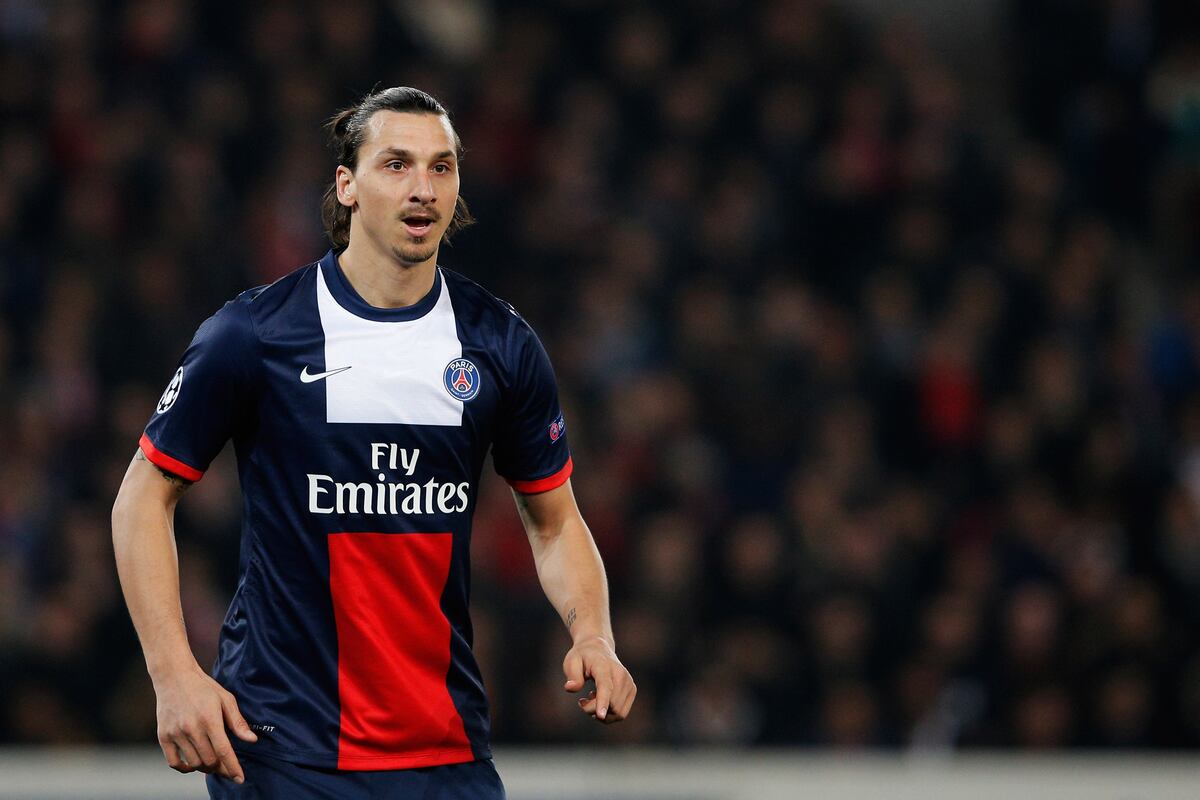 Zlatan Ibrahimovic Rules out Move to Premier League Ahead of Chelsea ...
