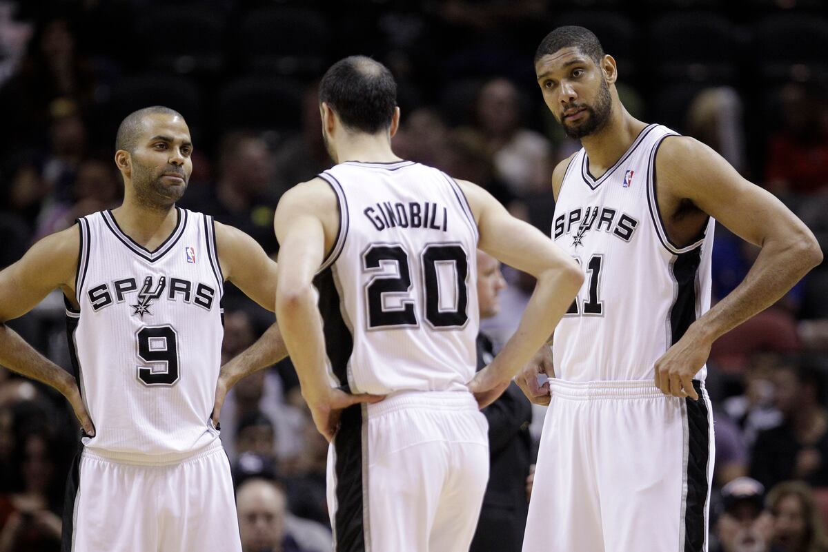 San Antonio Spurs First NBA Team to 60 Wins, Nab 5th Season in ...