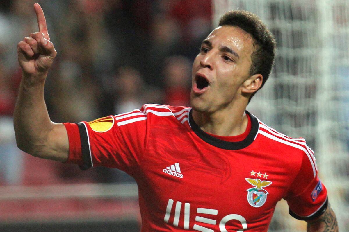 Arsenal Transfer News: Gunners Must Sign Rodrigo at the Right Price ...