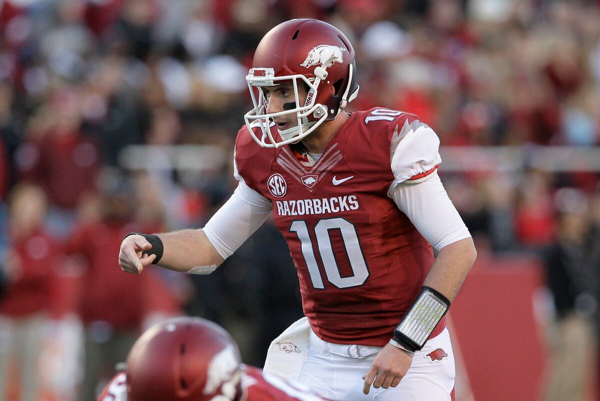 Arkansas Football: Have Faith in Quarterback Brandon Allen | News ...