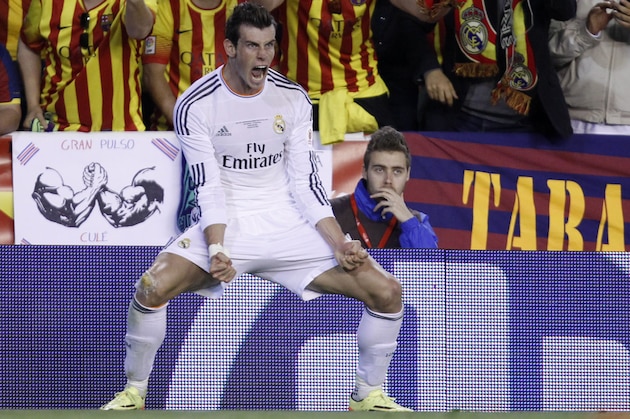 Gareth Bale Thanks the Brazuca Football After Real Madrid Win Copa Del Rey