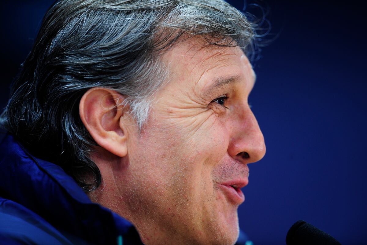 Barcelona Transfer Ban Suspended by FIFA, Will Be Able to Sign Players ...