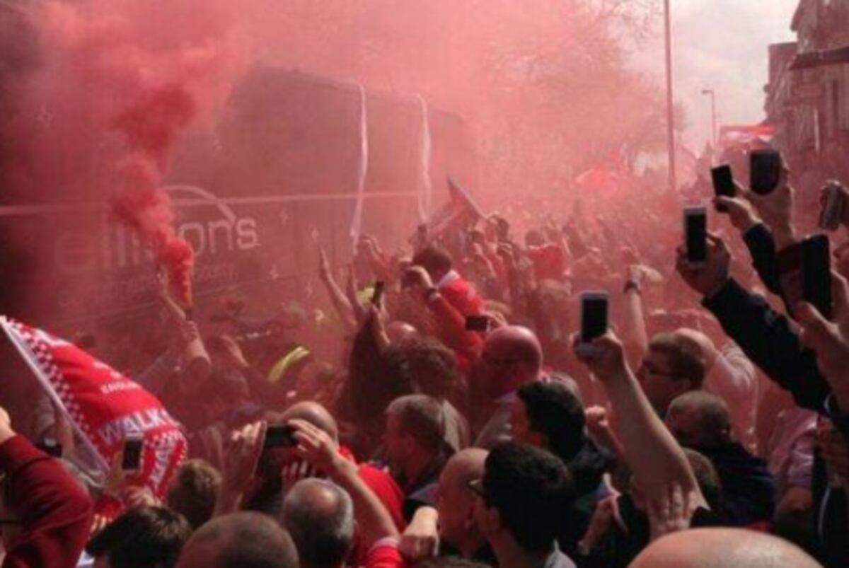 Liverpool Fans Amass in Support of Team Before Chelsea Premier League ...