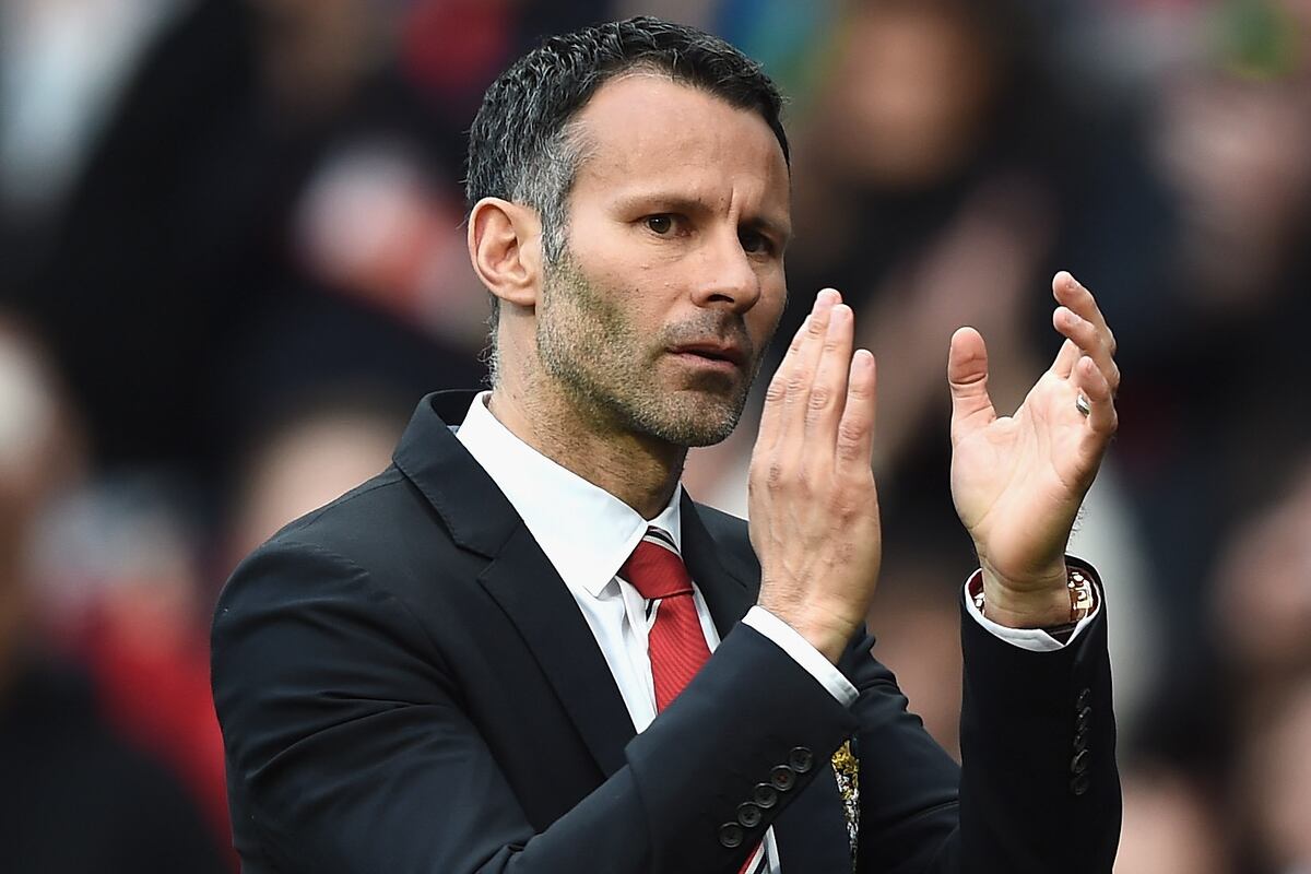 Ryan Giggs Is the Most Powerful Man at Manchester United Right Now ...