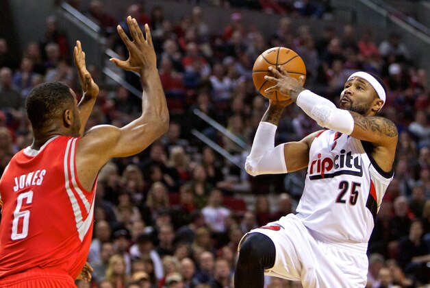 Mo Williams Continues Campaign Against Troy Daniels or 'Whatever His ...