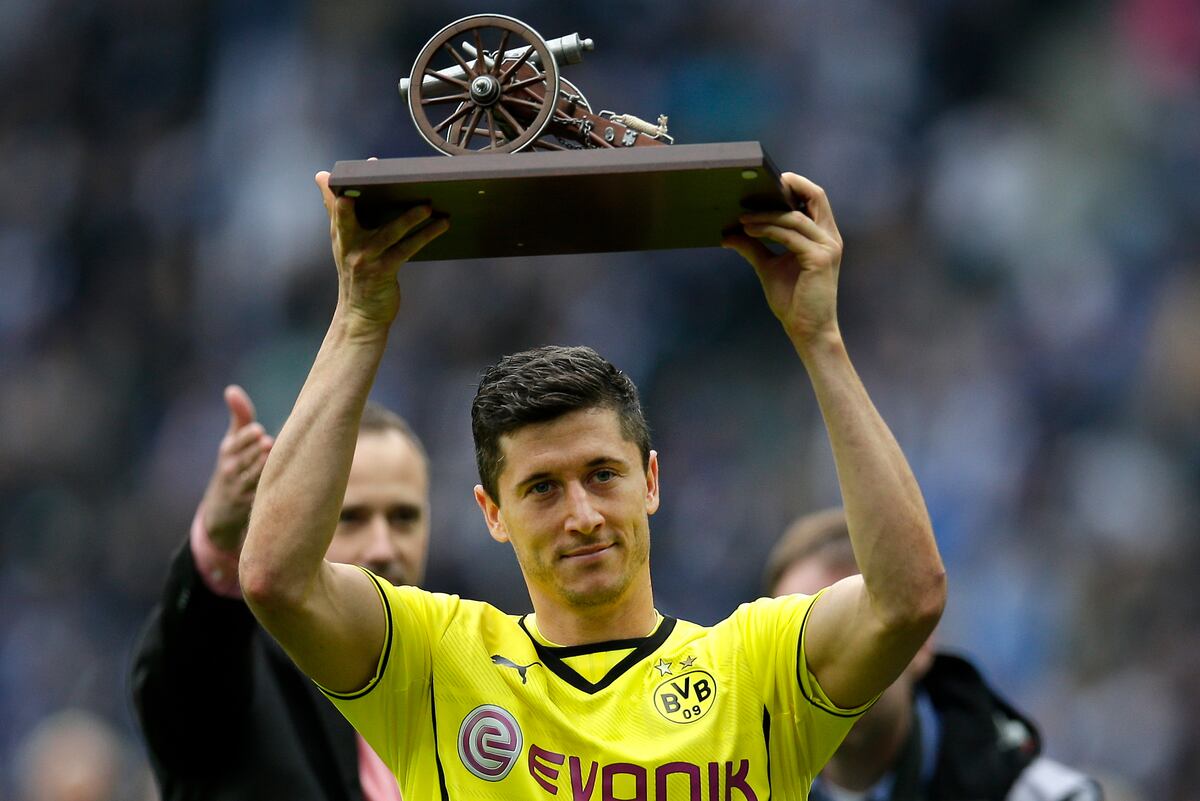 European Team of the Week: Lewandowski Signs off in Style as Kovacic ...
