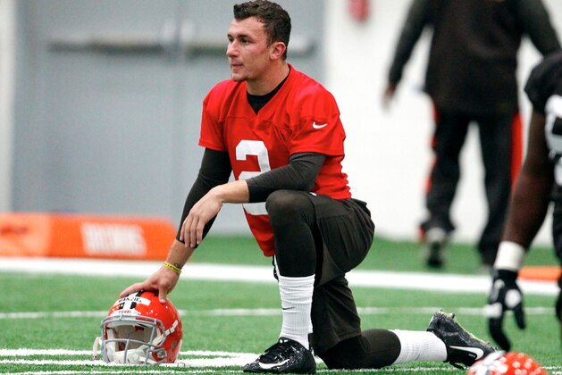 Should NFL Teams 'Redshirt' Quarterbacks?