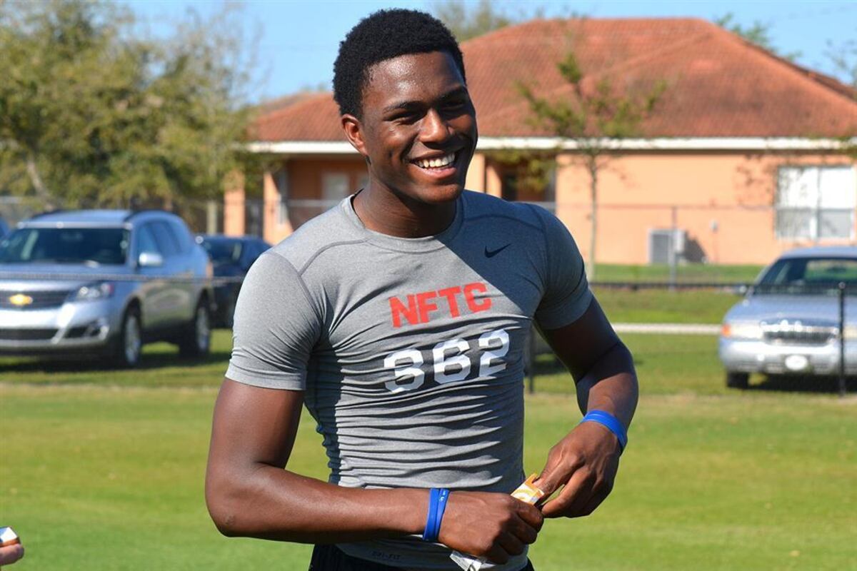 4-Star WR Recruit Auden Tate Tweets Top 10 Schools | News, Scores ...