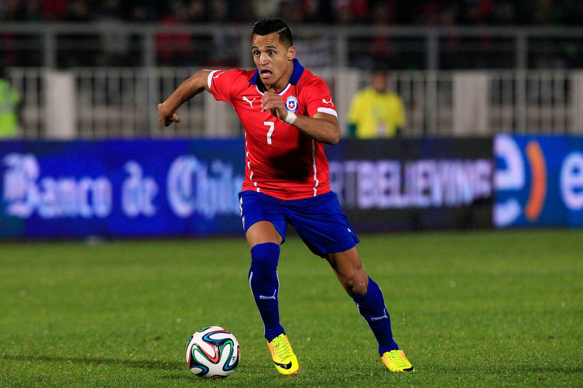 Alexis Sanchez Would Signal Intent for Liverpool, but Can Reds Justify ...