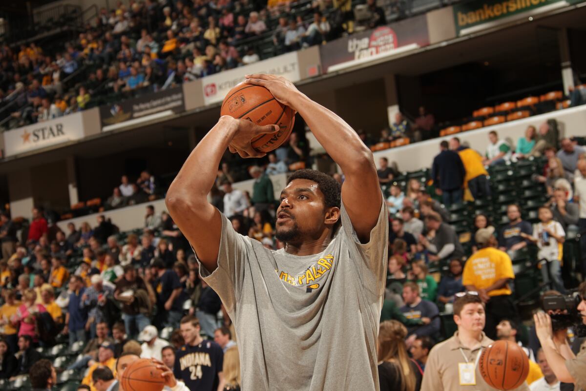 Can Andrew Bynum Come Home Again to the LA Lakers? | News, Scores ...