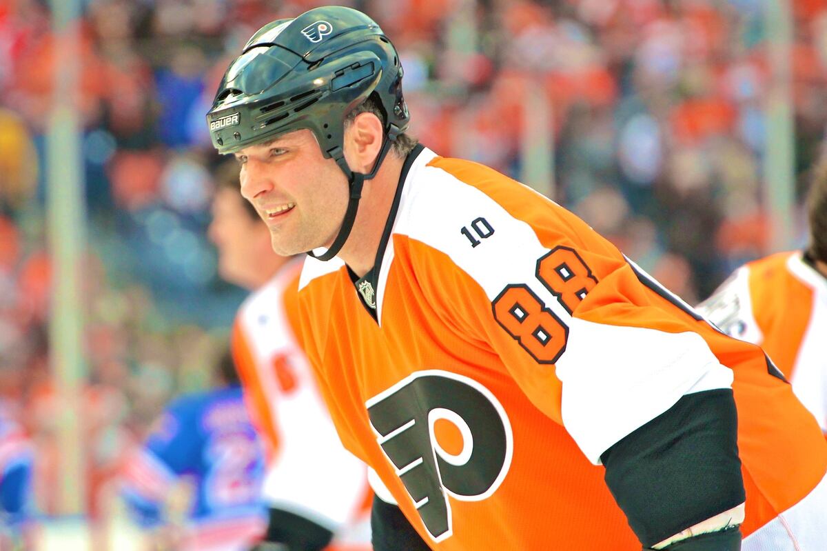 Dave Lozo's Bag Skate: What Does Eric Lindros Have to Do to Get into ...