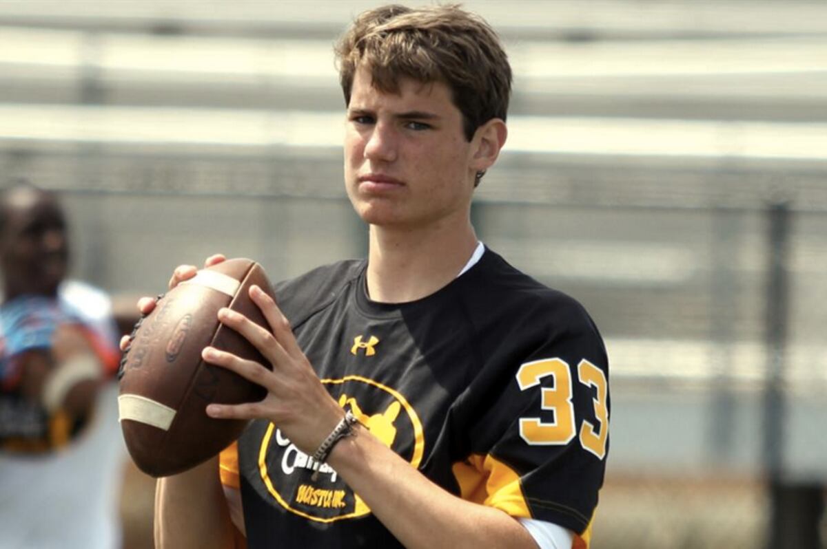 Jack Allison Commits to Miami: Hurricanes Land 2016 4-Star QB | News ...