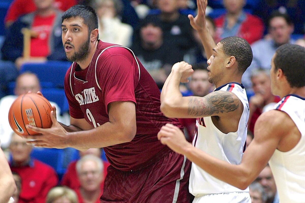 Sim Bhullar Signed by Kings: Latest News, Reaction and Analysis | News ...