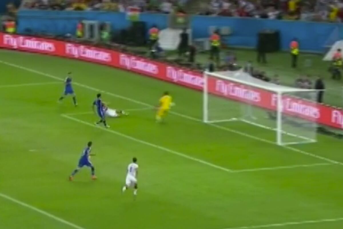 Mario Gotze Scores Incredible Extra-Time Goal for Germany in World Cup ...