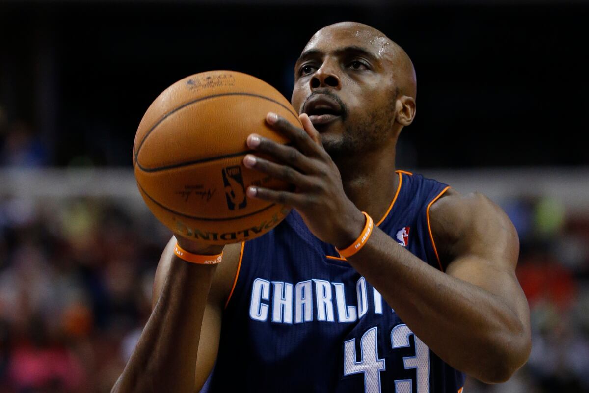 Phoenix Suns Score Bargain by Replacing Channing Frye with Anthony ...